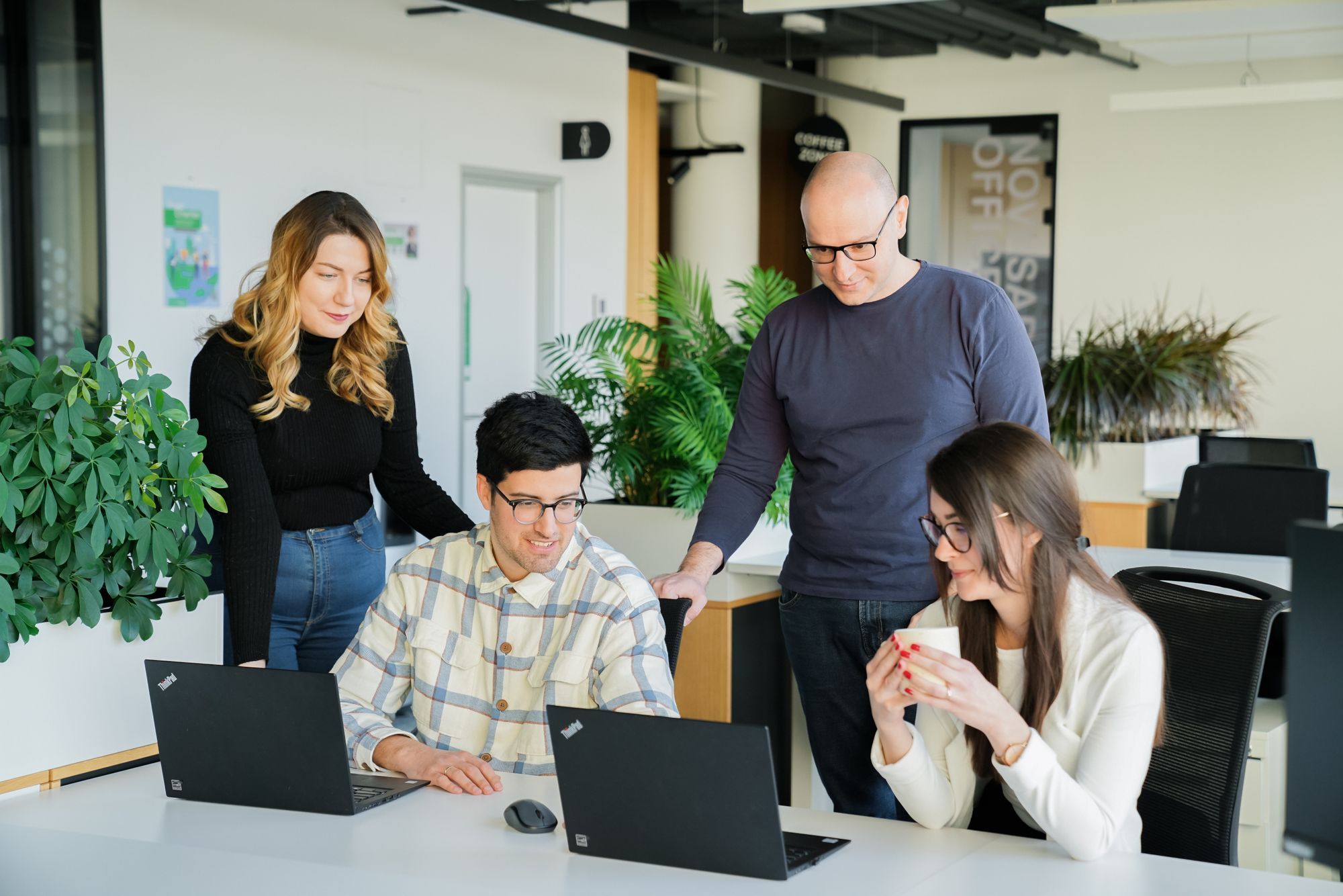 How is global software development business expanding in Serbia?